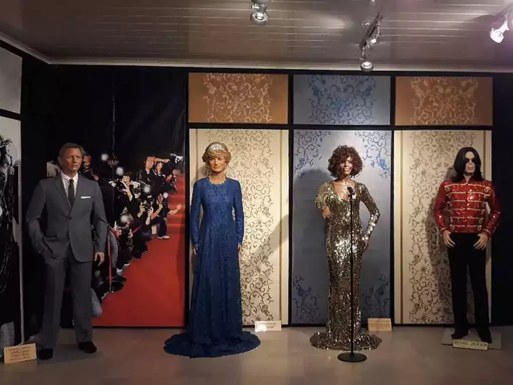 Wax museum of Theodoros Kokkinidis | Museums