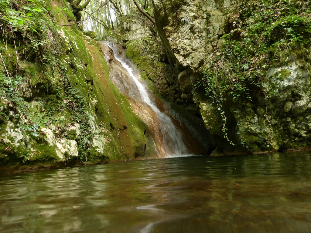 Kyprianades Waterfall | Waterfalls in Greece